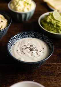 9 Dips zu Raclette & Fondue aus 11 Zutaten