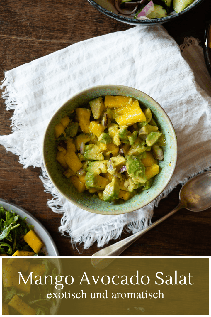 Einfacher Mango Avocado Salat aus 5 Zutaten